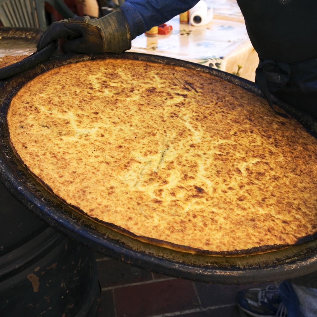 Aqui, si mangia la socca ! Où manger la meilleure Socca ? | Destination ...