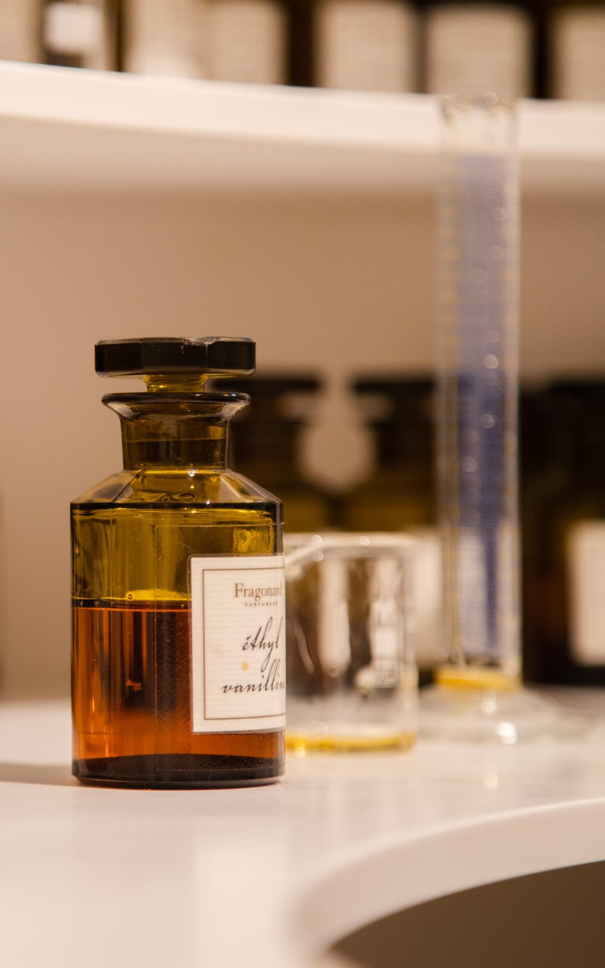 CREATE YOUR OWN PERFUME IN GRASSE | Côte d’Azur France / French Riviera